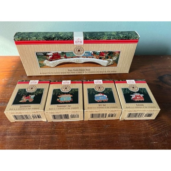 Hallmark | Holiday | Vintage 991 Hallmark Claus Co Train Trestle And ...